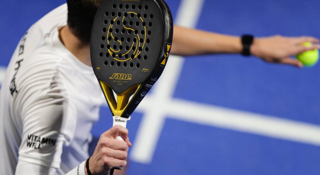 Wat zijn de kenmerken van padel? - Alles Over Padel